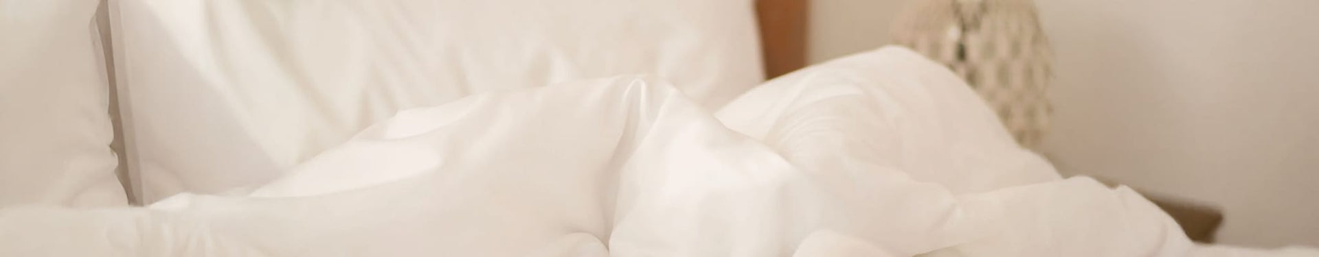 Single beds, double beds & king-size beds – CLÉMENT